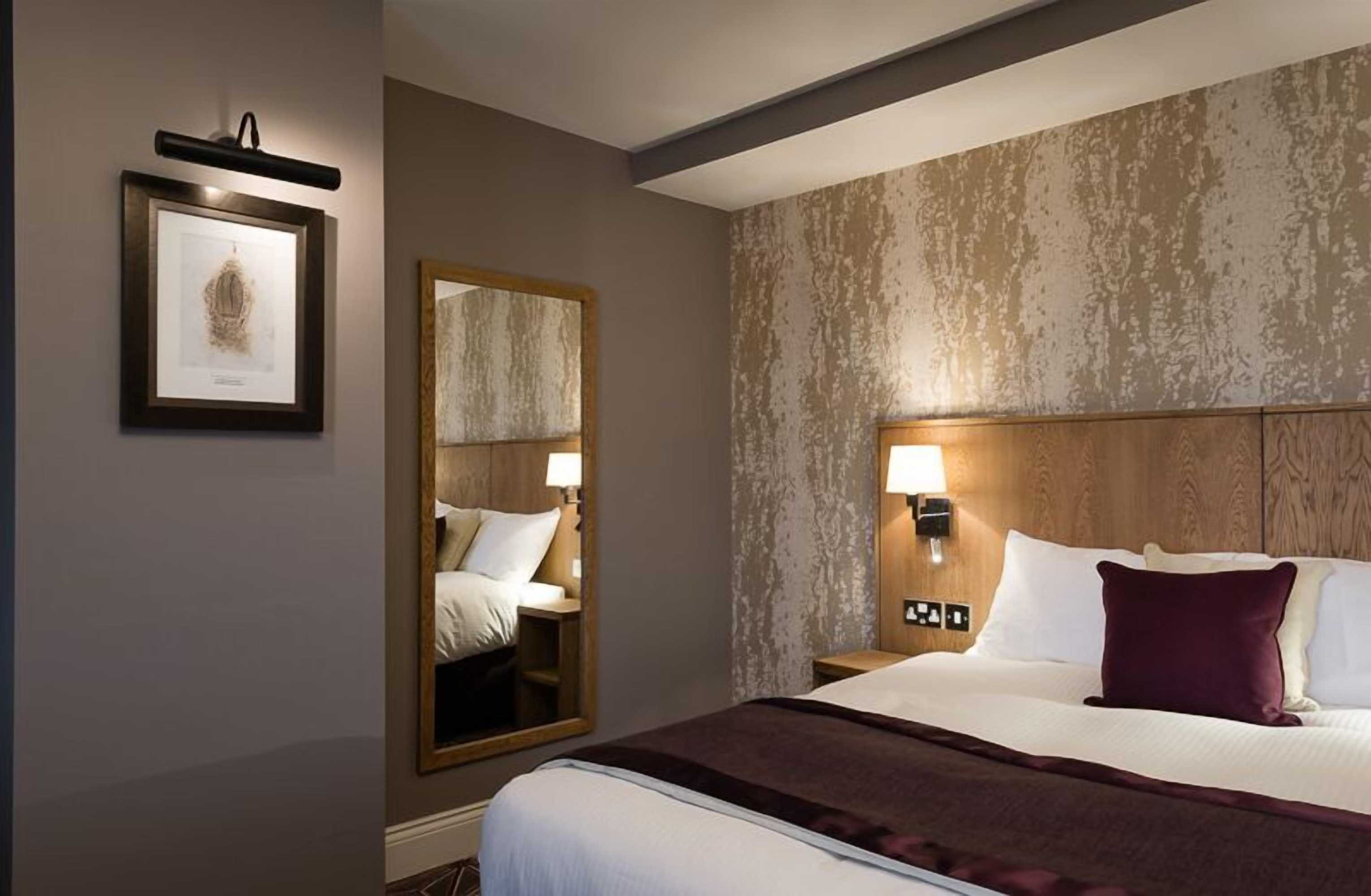 Gift Card for Pilgrims Progress by Wetherspoon | Roomcard.com