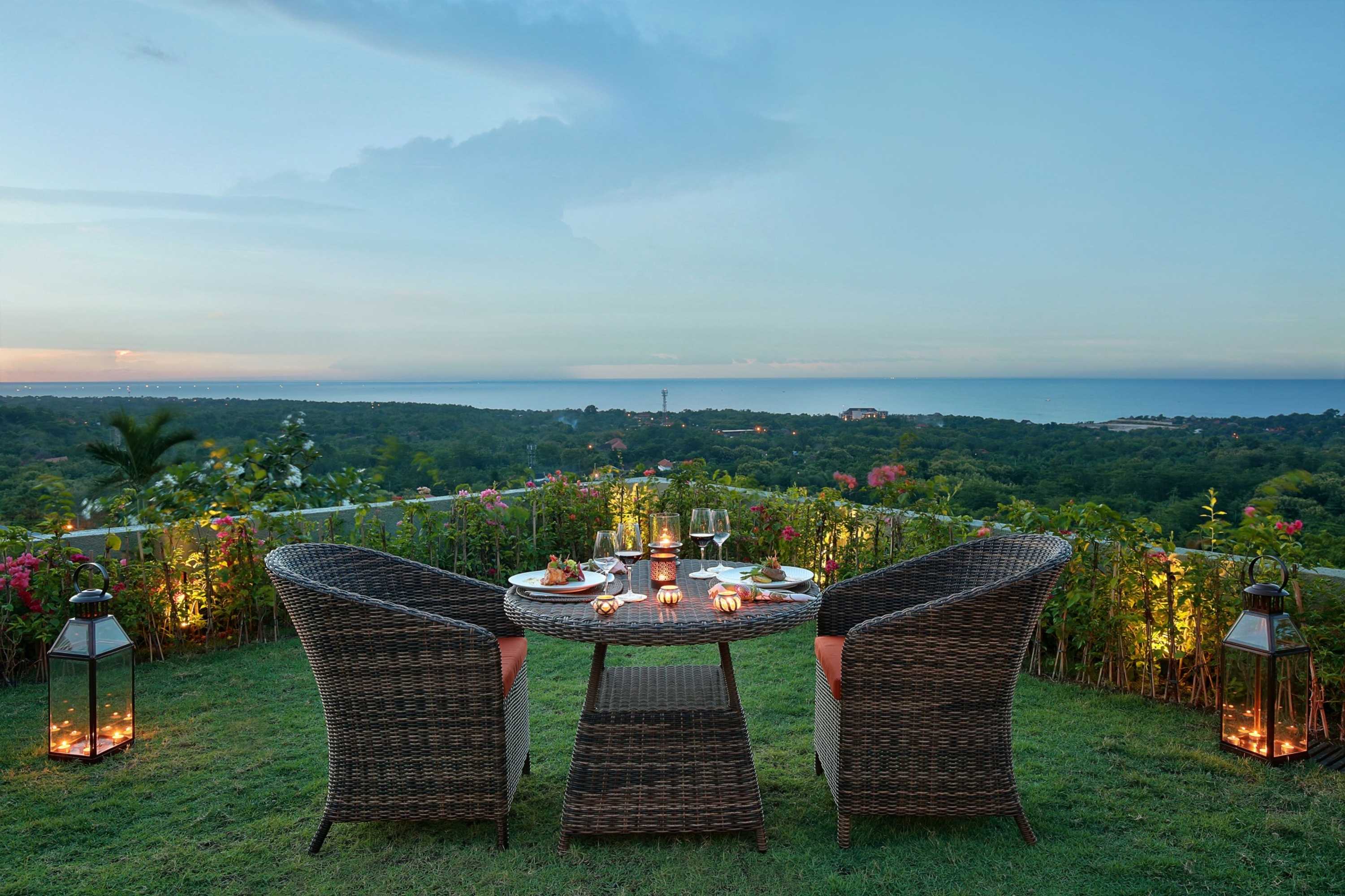 Gift Card for Hidden Hills Villas | Roomcard.com